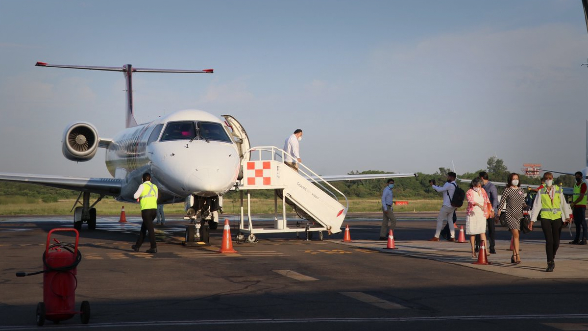 TAR inaugura ruta aérea Culiacán-La Paz, BCS - Punto MX