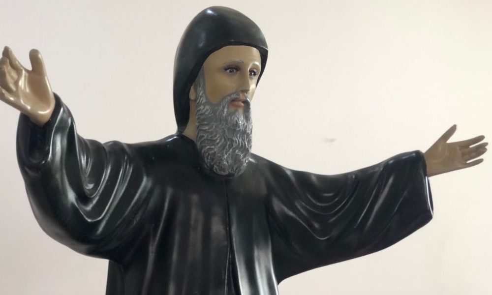 Las reliquias de San Chárbel visitarán Mazatlán por primera vez - Punto MX