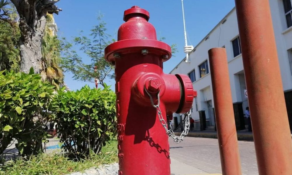 Hace falta hidrantes en la ciudad, que los que hay funcionan a medias ...