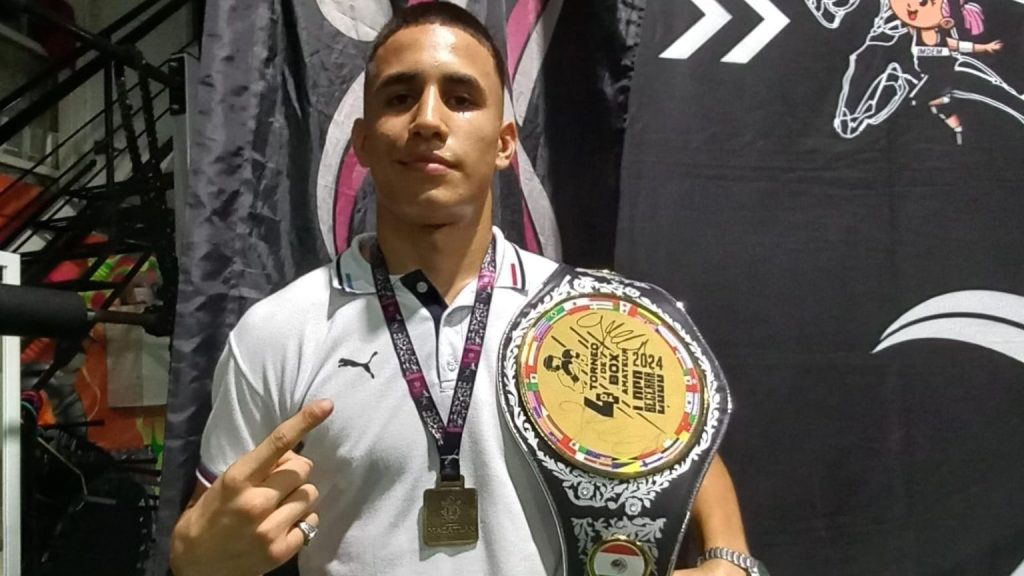 Alumno Jorge ‘Roca’ Nieblas pone en alto el nombre del Cobaes - Punto MX