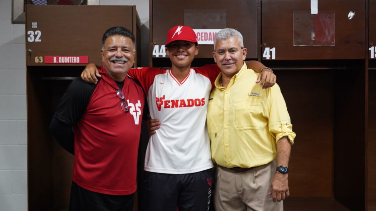 Emmanuel Cedano firma por primera vez con Venados de Mazatlán - Punto MX
