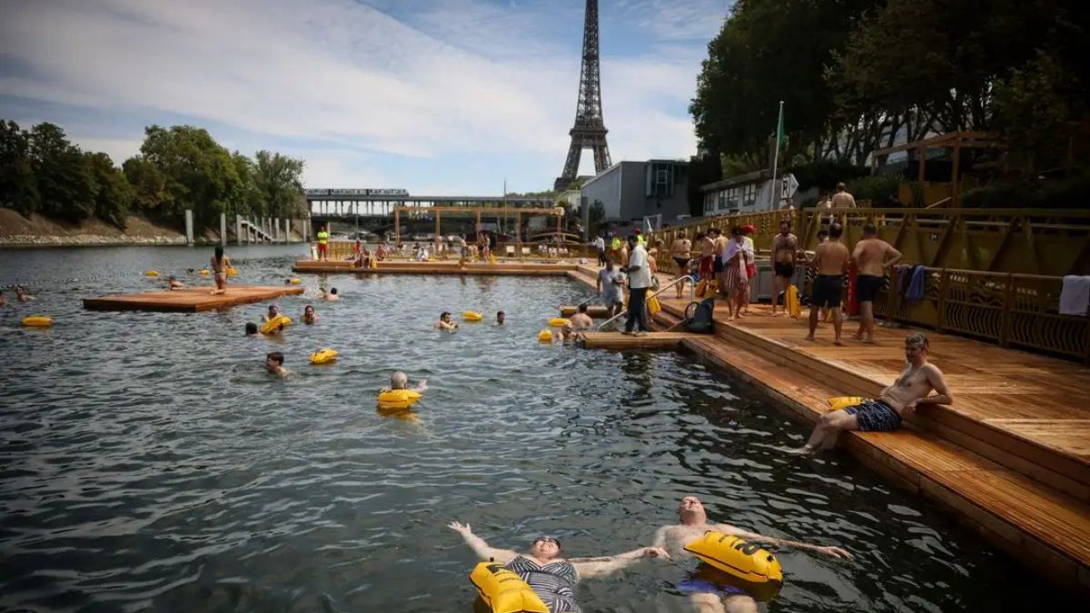 ¡Se puede nadar en París! Un siglo después, reabren el Río Sena - Punto MX