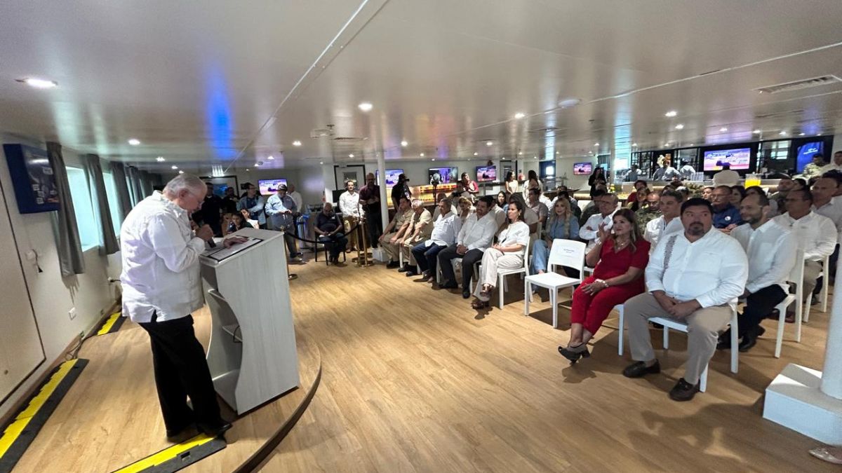 Cabo Star: une gigante de Baja Ferries a Mazatlán y La Paz con más ...