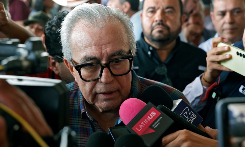 Detienen a dos ex colaboradores de Rubén Rocha Moya. Esto sabemos ...