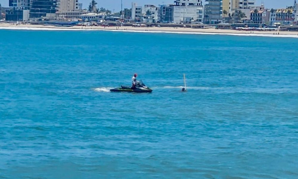 Activa Escuadrón Acuático protocolo de búsqueda de nadador en Playa ...