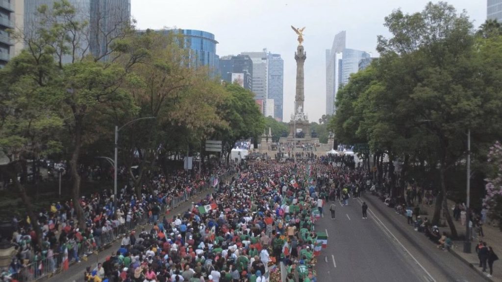 CDMX rompe Récord Guinness con la ola humana más grande del mundo ...